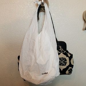 Petunia Pickle Bottom | Bags | Petunia Pickle Bottom Diaper Bag | Poshmark